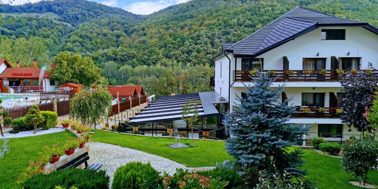 Complex Turistic Casa Romaneasca 3* Calimanesti-Caciulata Romania