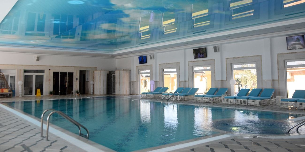 Hotel Lebada Luxury Resort & Spa 5* Delta Dunarii Romania