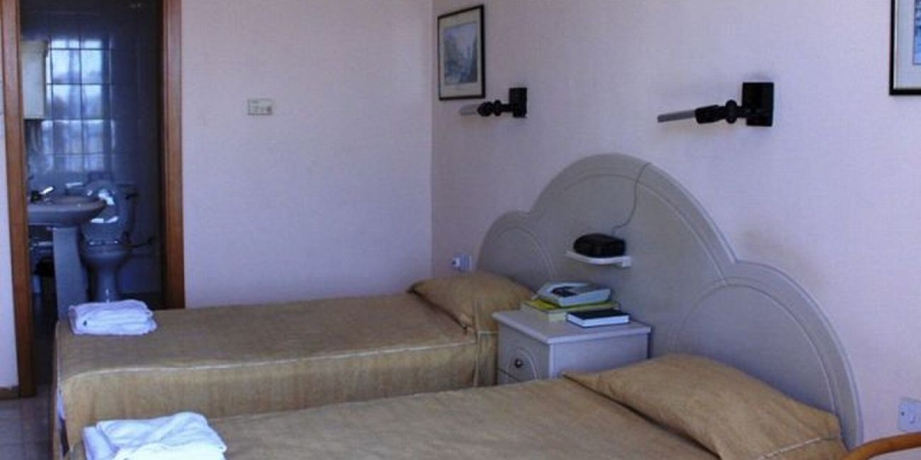 Hotel Relax Inn 3* (confort 2*) - Mic dejun / Demipensiune Bugibba Malta